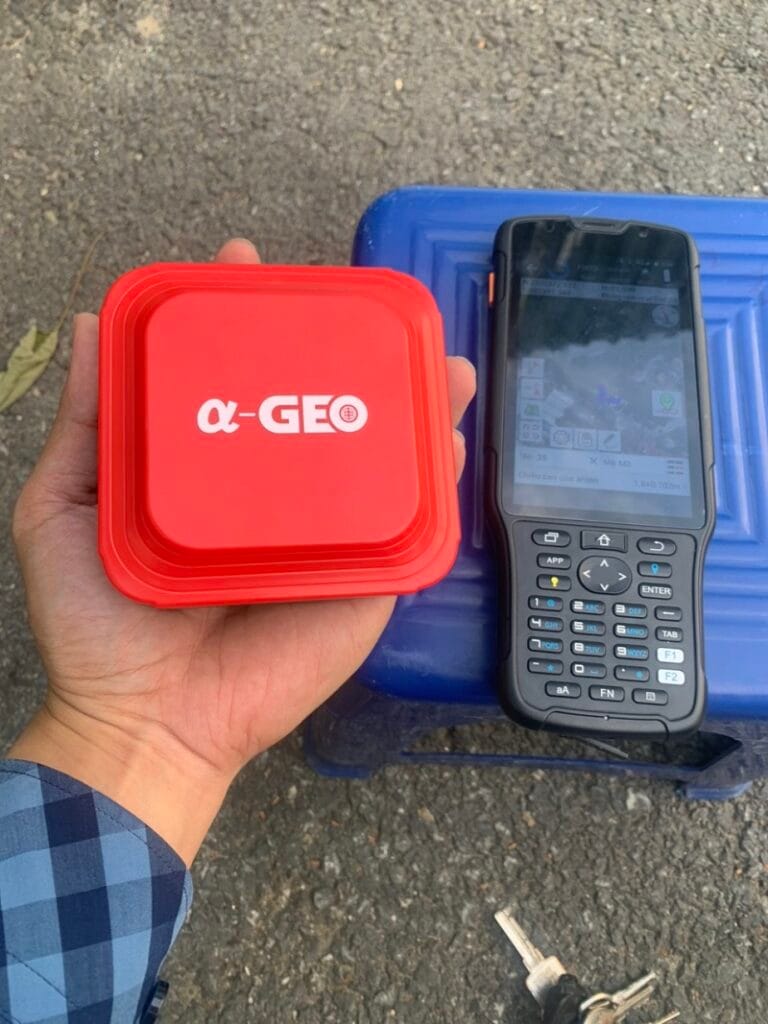 Máy GPS RTK Netbox2 - Giá Rẻ Nhất Tại Trắc Địa Hoàng Phát